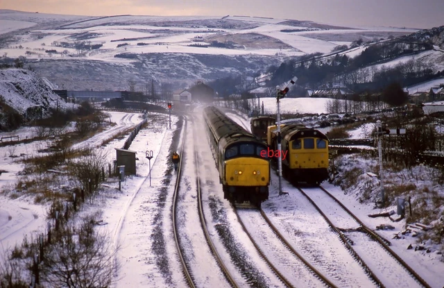 ORIGINAL 35MM SLIDE BR Class 45 no.45128 & a 25 at Diggle +rights for ...