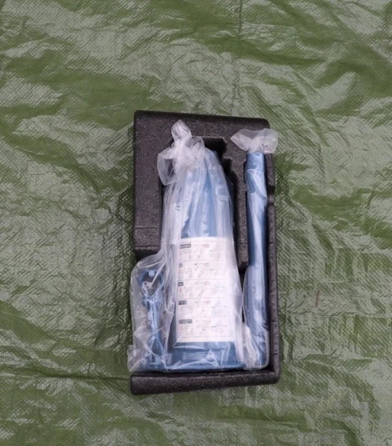 ORIGINAL MERCEDES BENZ Wagenheber Hydraulisch Sprinter w906 w907 w910 3 ...