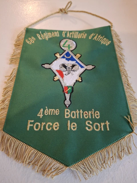 FANION BRODÉ 68 Régiment D'artillerie D'Afrique. 4 Batterie. EUR 10,00 ...