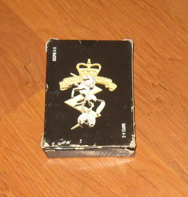 CANADIAN ARMED FORCES Small Arms playing CARDS Canada GUNS Military ...