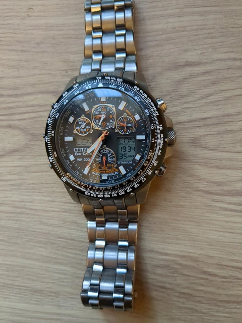 CITIZEN PROMASTER SKYHAWK Titanium- Eco Drive (Solar) - atomic time ...