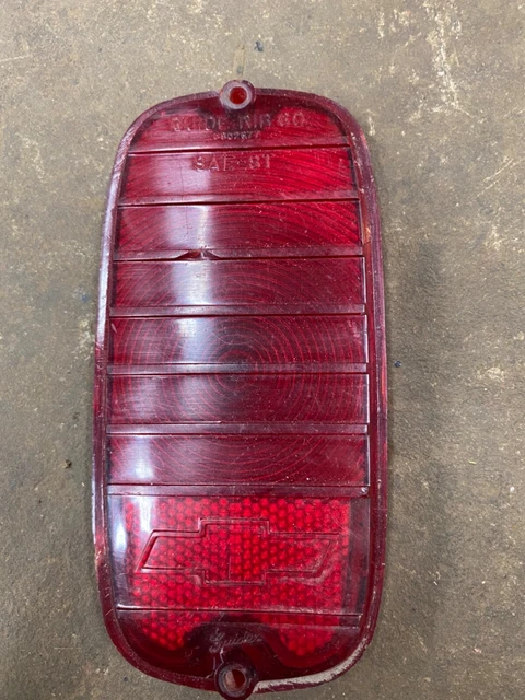 1960-66 CHEVY TAIL Light Guidex Guide RIB 60 SAE-ST 5952677 NOS GM ...