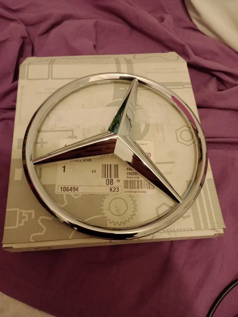 MERCEDES-BENZ VITO W447 Front Bumper Emblem A2078170016 2015 New ...