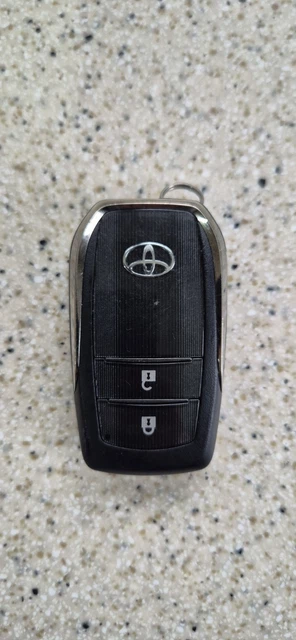 GENUINE TOYOTA HILUX 2 Button Remote Smart Key Fob £68.28 - PicClick UK
