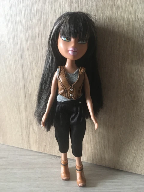 BRATZ 2010 ANNIVERSARY Shadi doll complete outfit HTF rare EUR 50,00 ...