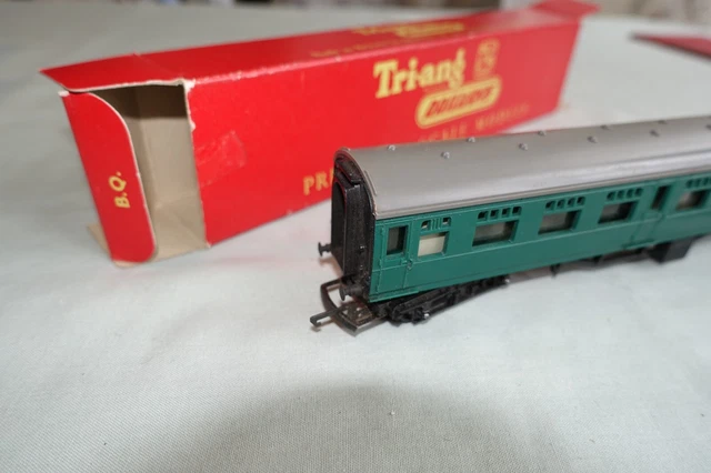TRI-ANG RAILWAYS R221 SR MAINLINE COMPOSITE COACH GREEN 'S15034' NrEXC ...