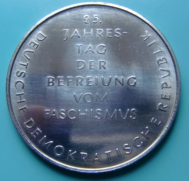 DDR MEDAILLE 40MM 25 Jahre Befreiung vom Faschismus 1970 EUR 2,60 ...