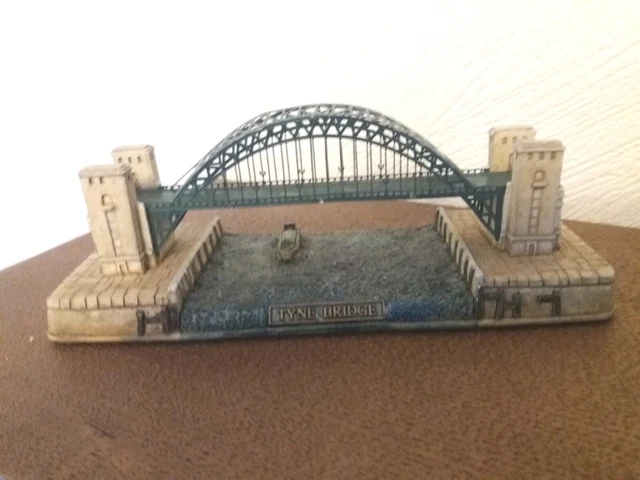 LILLIPUT LANE TYNE Bridge Exclusive to Collectables Model 2011 - PLEASE ...