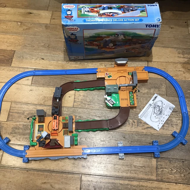 THOMAS & TERENCE Deluxe Action Set Trackmaster Tomy & Friends Tank ...