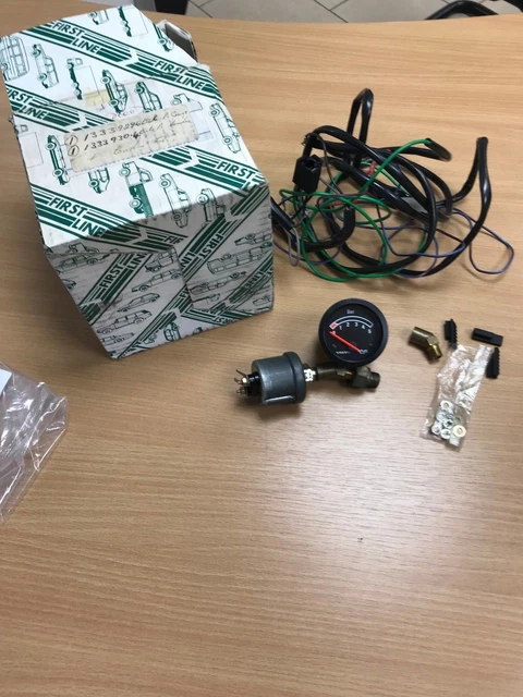 NEW GENUINE VOLVO Oil pressure gauge and sender for 240 260. O.E ...