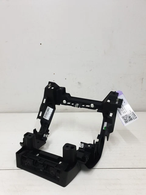RENAULT CLIO MK5 2020-2024 CENTRE DASH TRIM BRACKET 280380409R £45.00 ...