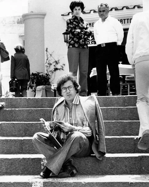 ITALIAN SINGER PEPPINO Di Capri Reading A Magazine Sitting On A OLD ...