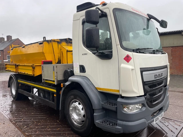DAF*LF*HOTBOX*TARMAC*LORRY*ECON-BOX*150K MILES*EURO 6*SERVICE £22,500. ...