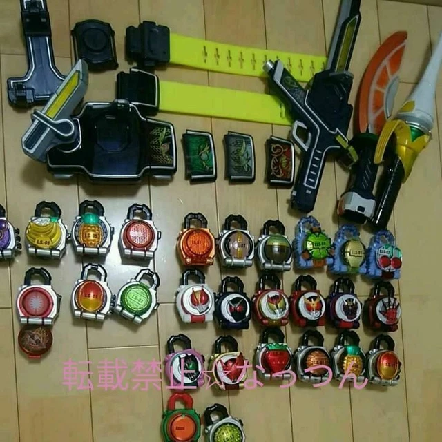 KAMEN RIDER MASKED GAIM DX Sengoku Driver Lock Seed 24p Set Épée BANDAI ...