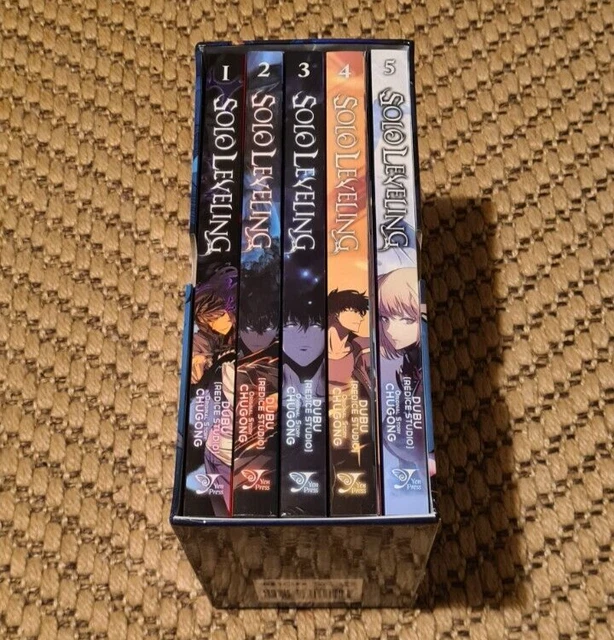 WATERSTONES EXCLUSIVE SOLO Leveling Chugong box set volume 1-5 POSTER ...