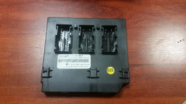 VW GOLF MK6 Onboard Power Supply Control Module 1K0937084B 5Dk009650-05 ...