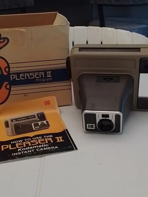 KODAK PLEASER II 2 Kodamatic Instant Camera w/ Box & Manual Vtg 80s ...