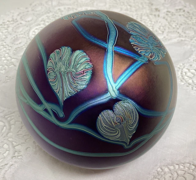 OKRA GLASS PAPERWEIGHT- Limited Edition - Signed By Richard P Golding ...