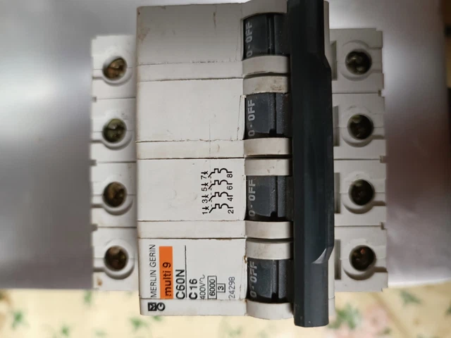 MERLIN GERIN 24950 Interruttore Magnetotermico Differenziale C60H C25 ...
