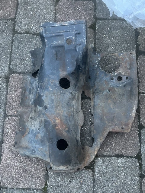 GENUINE VW TYPE 4 T2 Aircooled Engine Cylinder Head Tinware Bay £26.00 ...