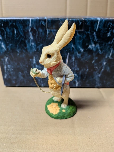 WHITE RABBIT ALICE in Wonderland Figurine Goebel Boxed 66-956-23-6 £39. ...