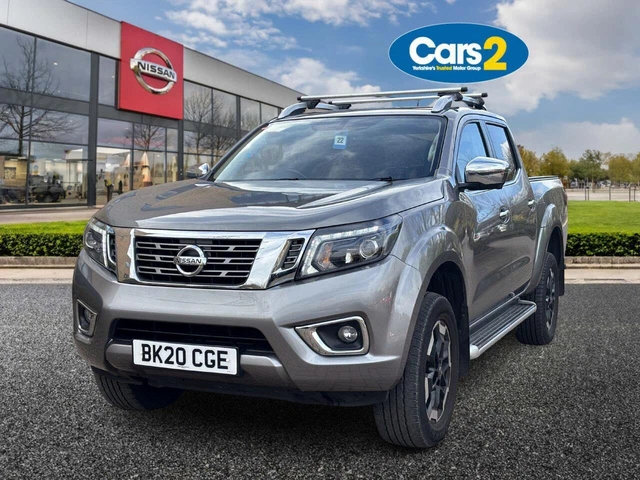 2020 NISSAN NAVARA Double Cab Pick Up Tekna 2.3dCi 190 TT 4WD Auto ...