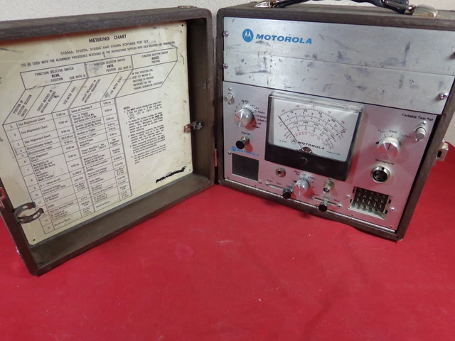 MOTOROLA VINTAGE S1056B Radio Communication TEST SET Field Testing ...
