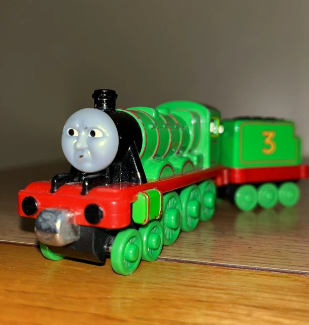 ANGRY HENRY ! THOMAS FRIENDS TRAIN Deluxe ELEPHANT ! TAKE ALONG N PLAY ...