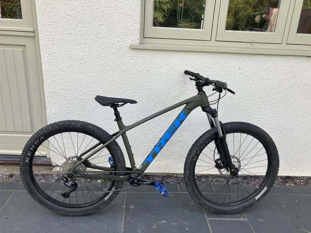 TREK ROSCOE 6 Hardtail Mountain Bike Medium/Large 27.5 Wheels Great ...
