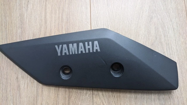 YAMAHA XMAX 300 Front Nearside Left Wheel Fender Mudguard 2021 (B74 ...