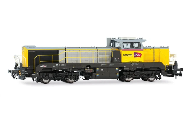 2439 JOUEF H0 SNCF Réseau, diesel locomotive Vossloh DE 18, yellow-grey ...