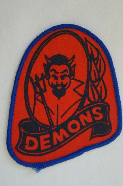 MELBOURNE DEMONS AFL VFL Football Vintage Retro Style Demons Cloth ...