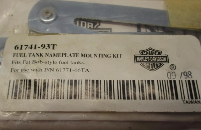 HARLEY DAVIDSON FUEL Gas Tank Name Plate Mounting Kit 61741-93T EUR 54 ...
