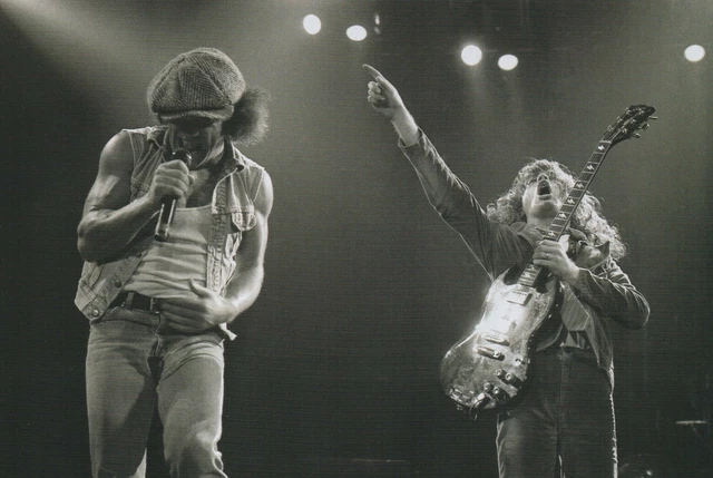 AC/DC - BRIAN & Angus Rockin Out - Half Size Magazine Advert EUR 4,89 ...