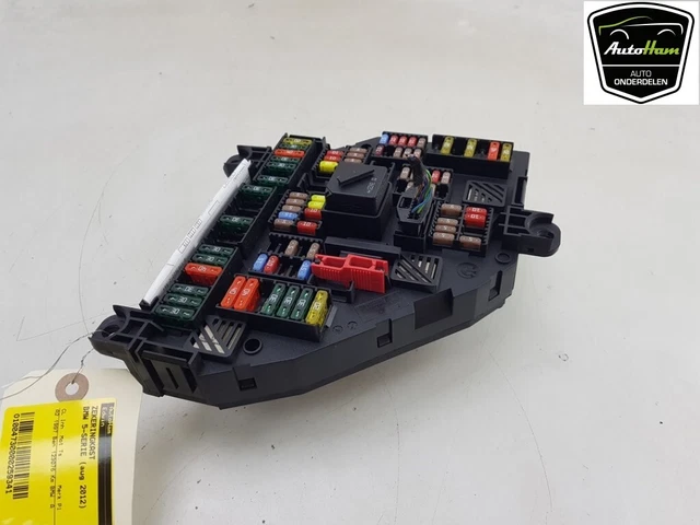 CAJA DE FUSIBLES BMW 5 serie (F10) Sedan 520i 16V (N20-B20B) 2012 ...