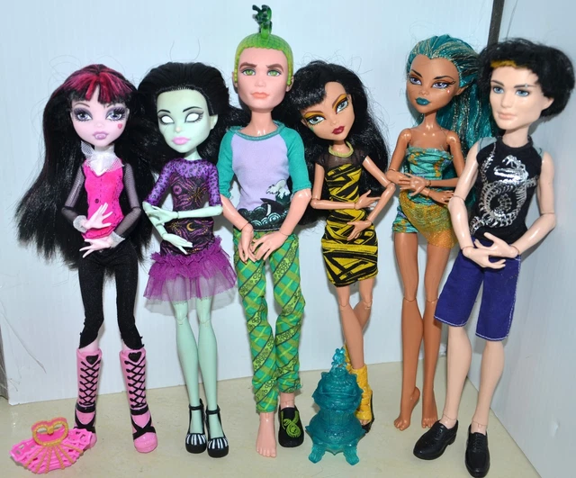 MONSTER HIGH DOLLS Lot Sarah Screams Draculaura Nefera Cleo Jackson ...