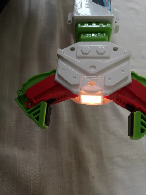 TOY STORY BUZZ Lightyear Laser Blast extendable arm grabber 2001 robot ...