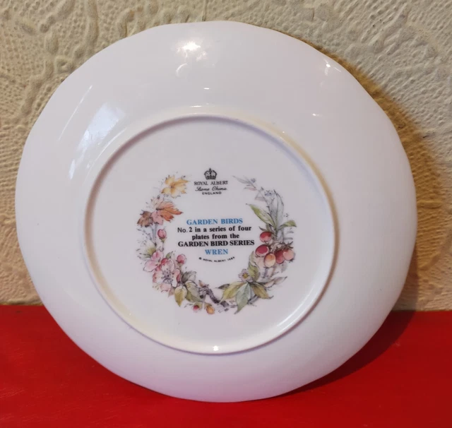 ROYAL ALBERT COLLECTOR Plate Garden Bird's NO 2-WREN- 1989 £10.00 ...