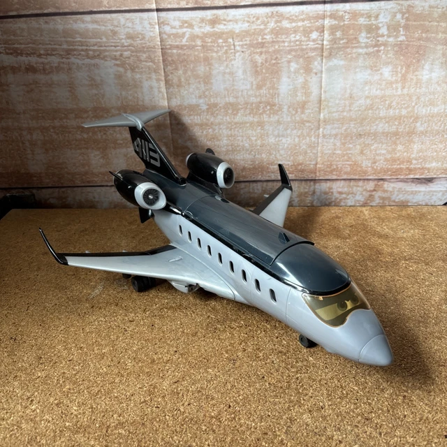 DISNEY PIXAR CARS 2 Siddeley Spy Plane Jet Transporter Rare Complete £ ...