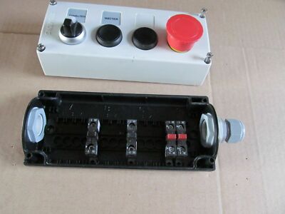 SIEMENS 3SB38 COMMAND Position Gehäuse 4.Fach , NOT-AUS , 2 x Taster , EIN/AUS EUR 70,00 ...