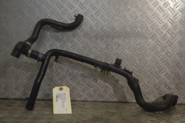 VW GOLF 6 VI (5K1) 2.0 TDI 03L121065AJ Kühlmittelflansch Kühlmittelrohr ...