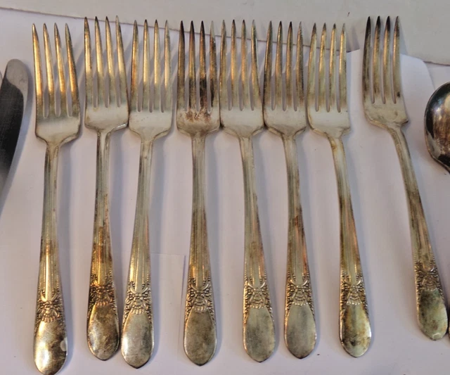 VINTAGE WM ROGERS Silver Plate Flatware 1940's BELOVED heavily ...