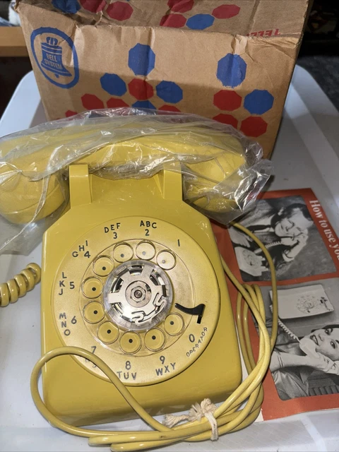 VINTAGE BELL SYSTEMS Western Electric YELLOW Model 500DR Rotary ...