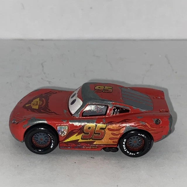 MATTEL DISNEY PIXAR Cars - Lightning McQueen Miniature Car Bundle ...