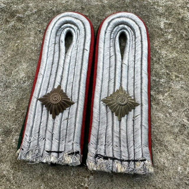 ORIGINAL WWII WW2 German Luftwaffe Artillery Administrative Shoulder ...