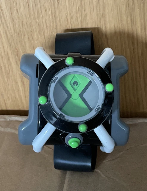 BEN 10 ALIEN Force Playmates Omnitrix Watch with Lights and Sounds £8. ...