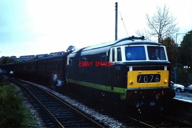 PHOTO V4 Hymek No D7032 In Original Green Livery With Lime Stripe - And ...