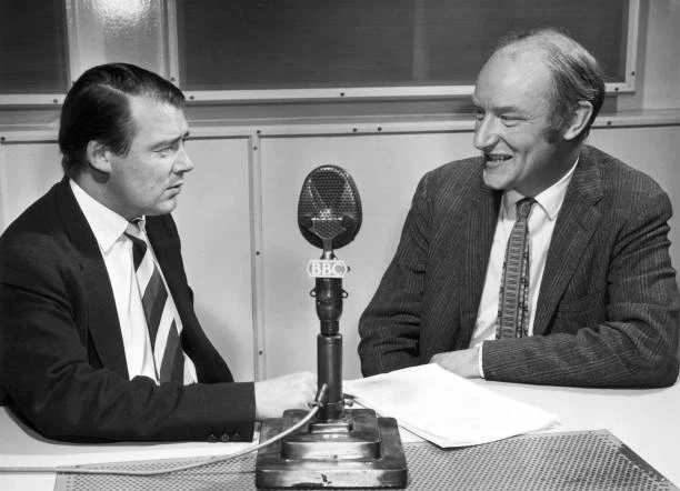 BRITISH NOBEL PRIZE-WINNING biologist Dr Francis Crick discusses s- Old ...