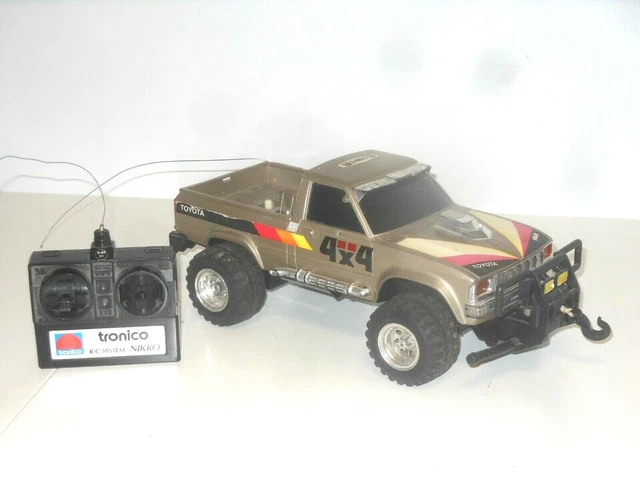 NIKKO TRONICO VINTAGE RC CAR - TOYOTA HILUX 4x4 4WD - 32 cm £76.13 ...
