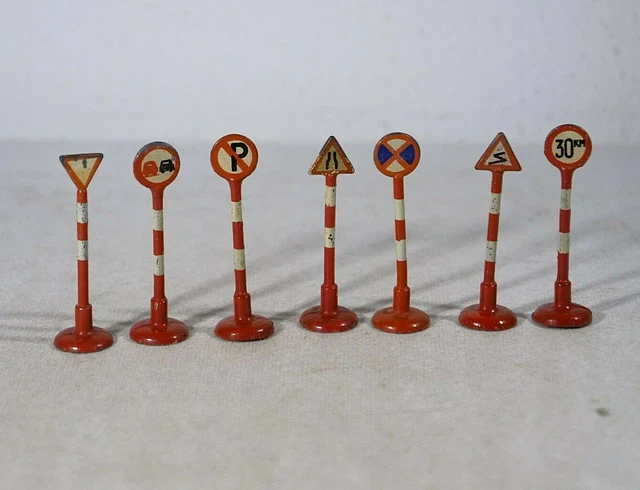 CLYDE BELGIQUE LOT de 7 road signs panneaux signalisation rare EUR 39 ...